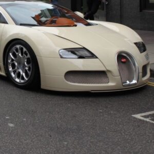 Upper Class Market - Luxury Lifestyle Around The World